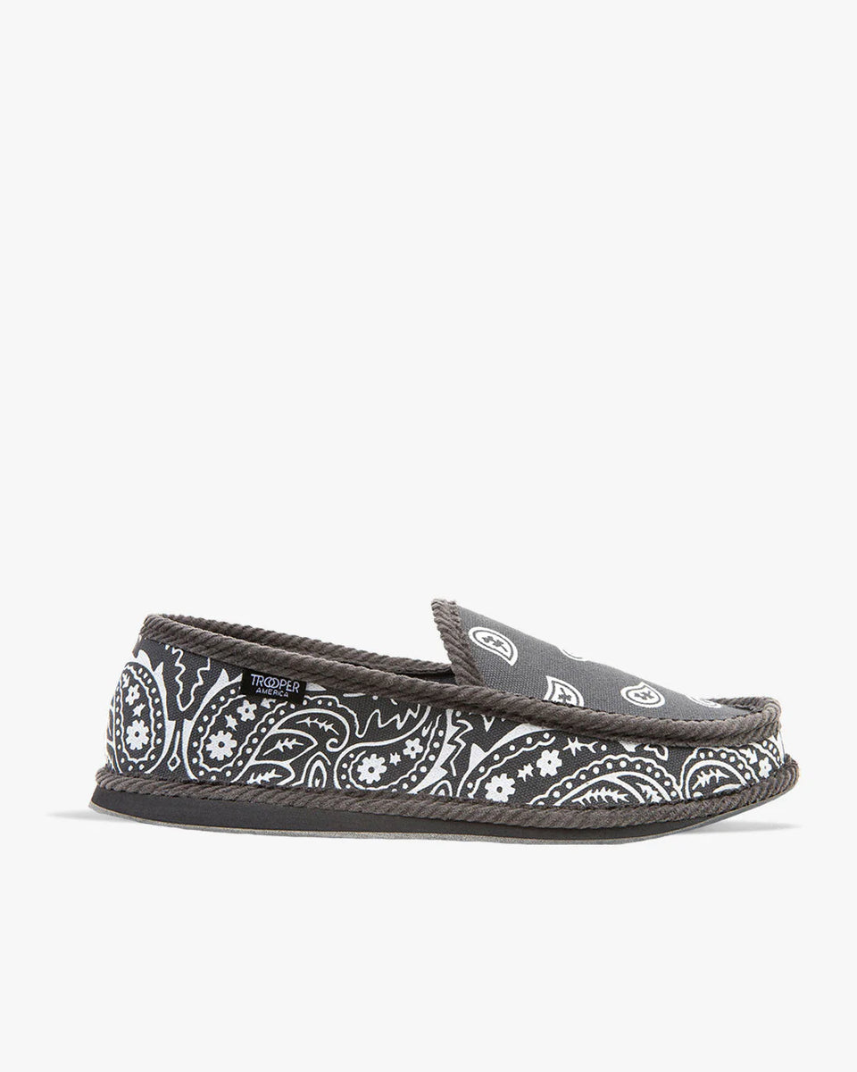 Trooper Bandana Slippers | Chicano Spot